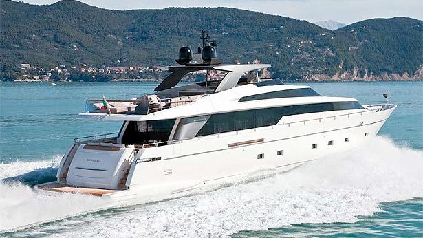 Motor yacht Notos for sale with Fraser and Ekka